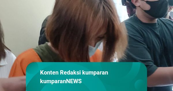 Pemeran Wanita di Video Porno 'Kebaya Merah' Diduga Punya Kepribadian Ganda | kumparan.com